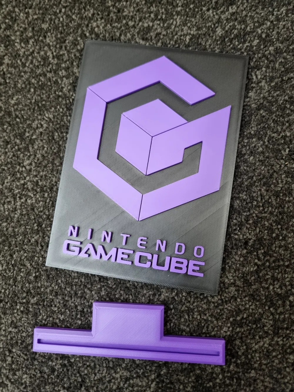 Gamecube Logo Display by Arniel86 - MakerWorld