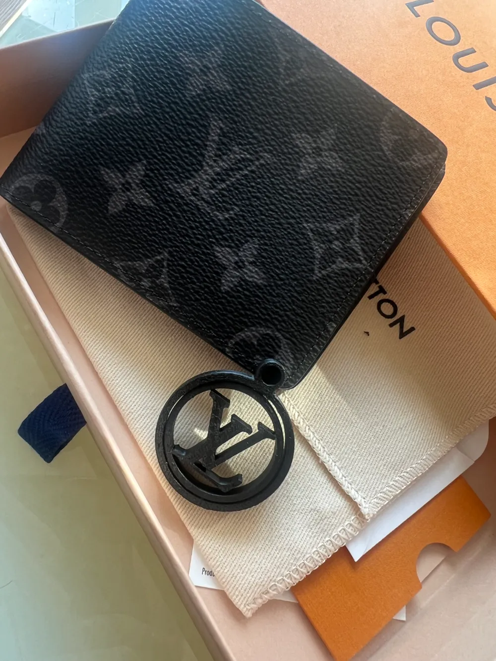 louis vuitton gyro keychain - Free 3D Print Model - MakerWorld