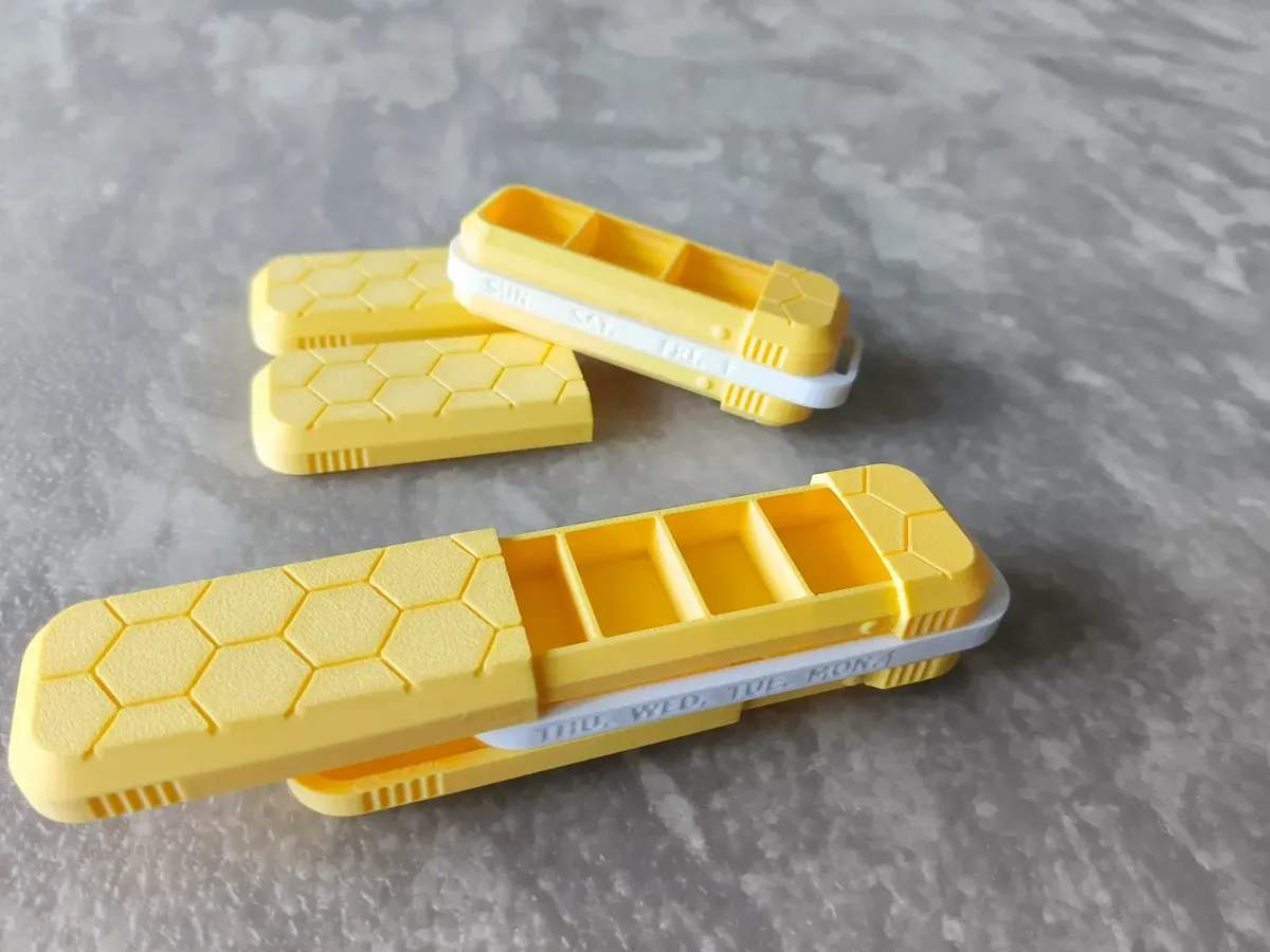 (Seven-Day Pill Box) Dual-Slide Portable Parts Case - Free 3D Print ...