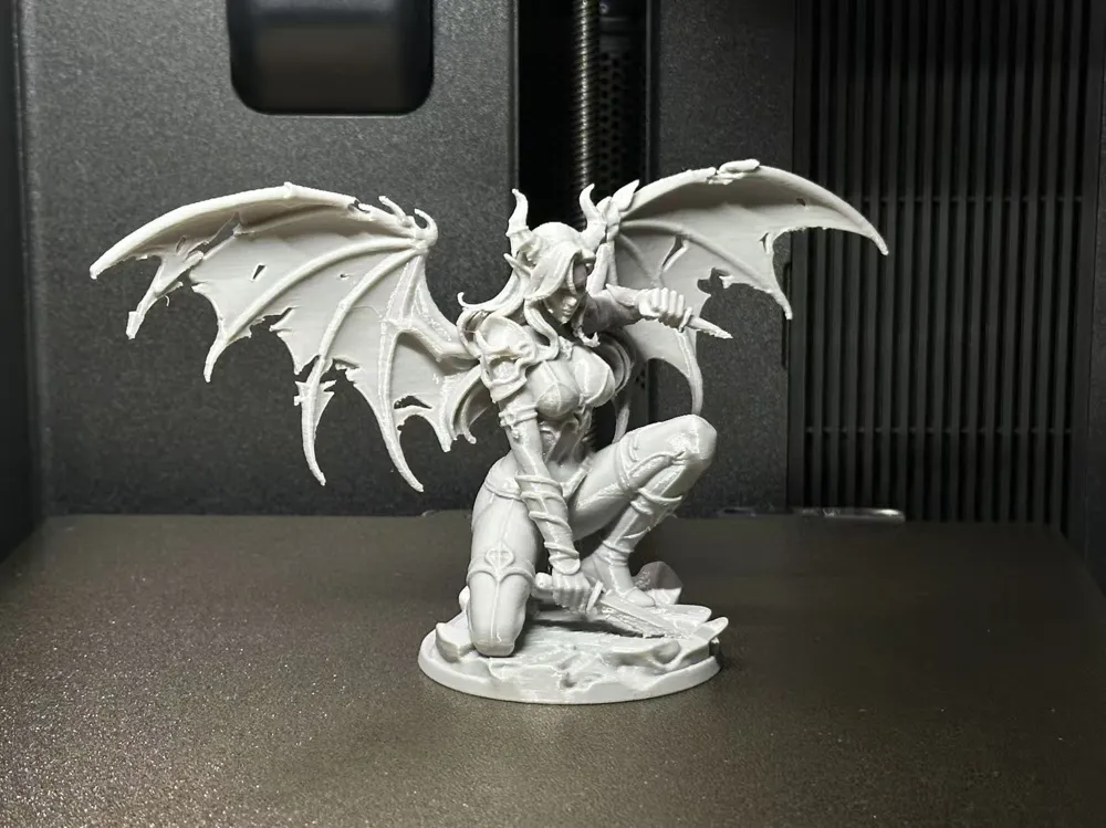 Chasseuse de démons - Modèle d'Impression 3D Gratuit - MakerWorld