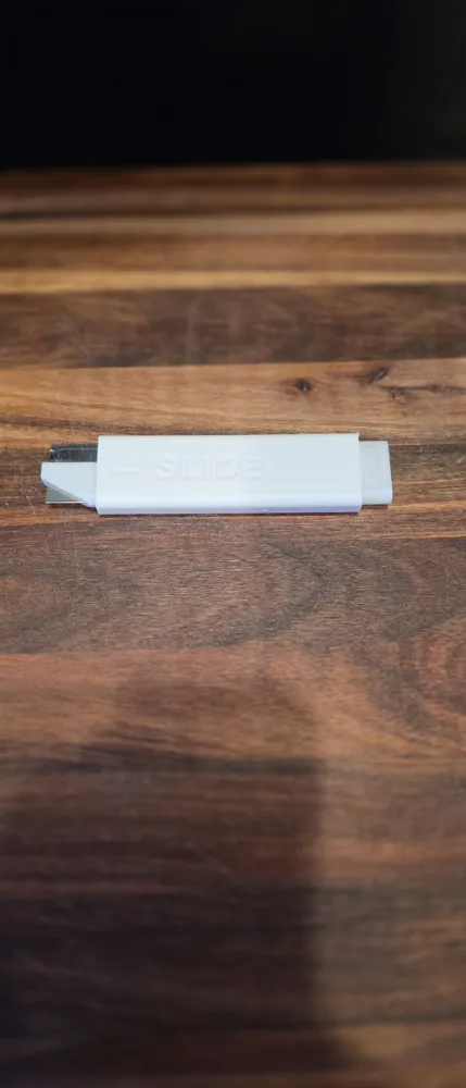 Box Cutter (Single-Edge Razor Blade) - Free 3D Print Model - MakerWorld