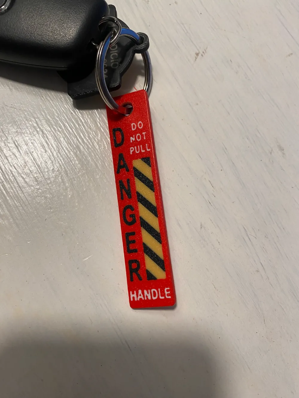DANGER DO NOT PULL HANDLE by xaviferrer1 - MakerWorld