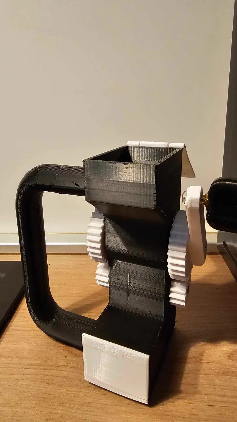 Grinder - Double Gear Remixed by X_Tarantula_X - MakerWorld