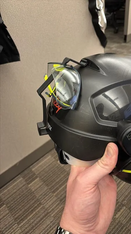 Hard Hat Safety Glasses Clip by Steve - MakerWorld