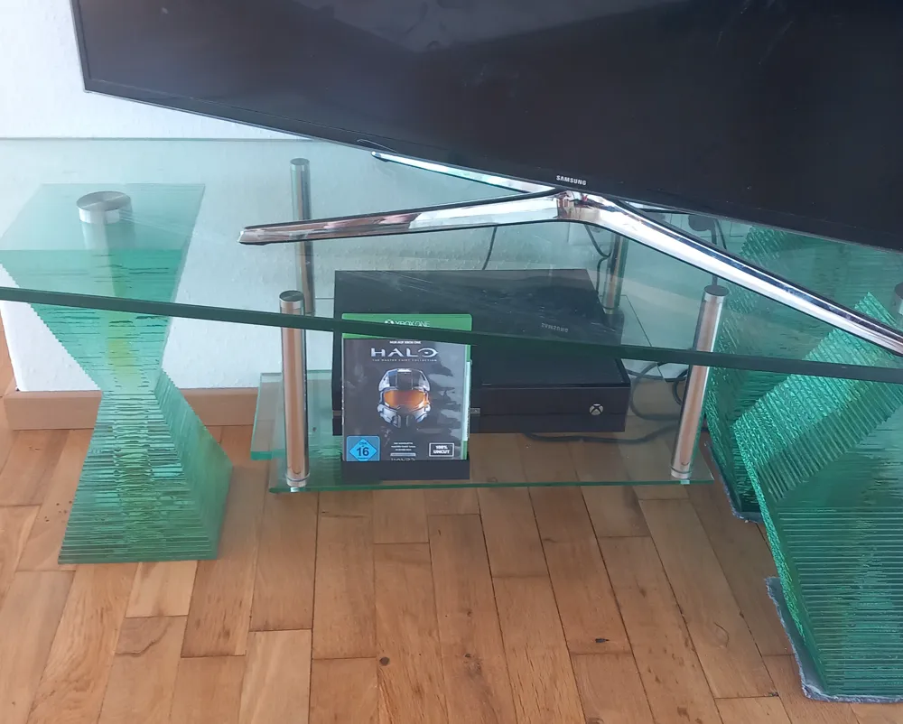 a game stand for Xbox One Games - Free 3D Print Model - MakerWorld