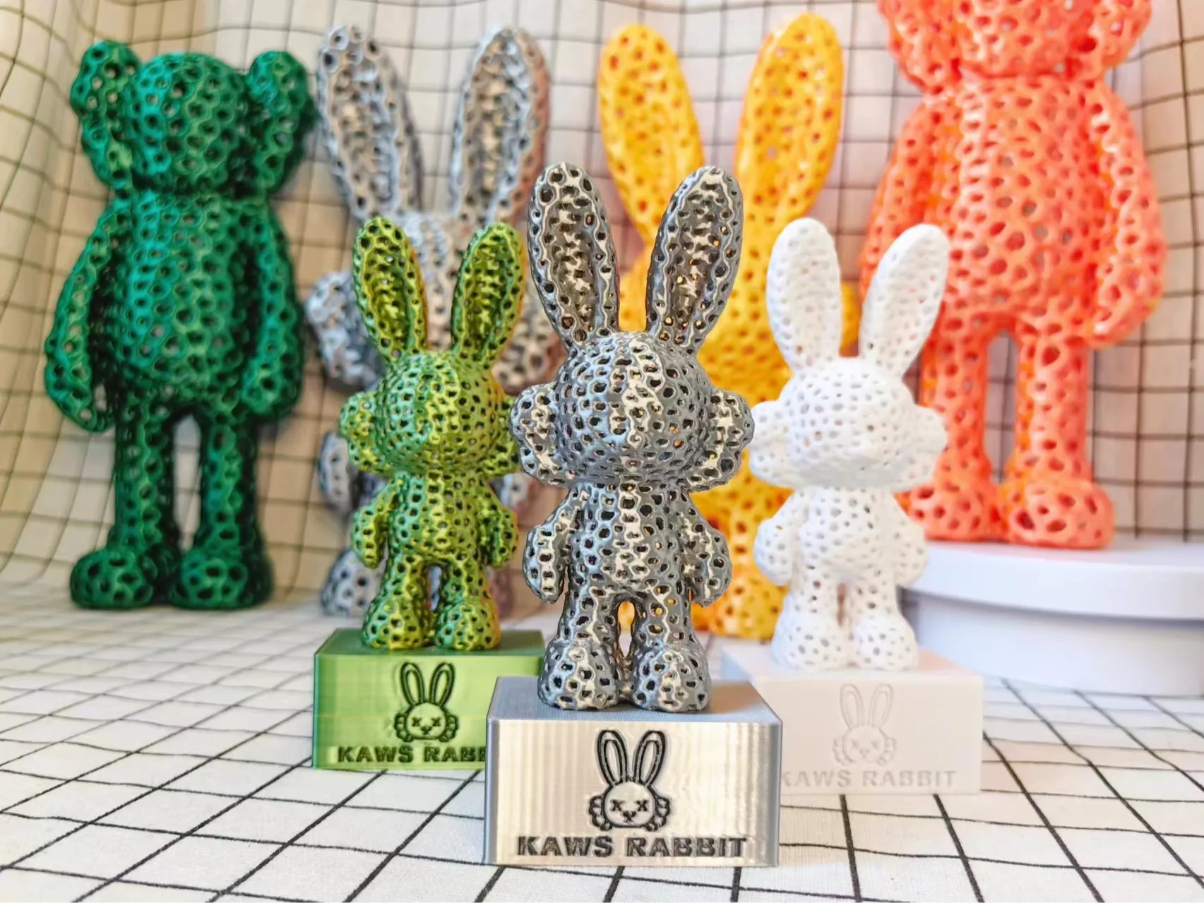 KAWS Hollow Bunny by 一雕造物 MakerWorld: Download Free 3D Models