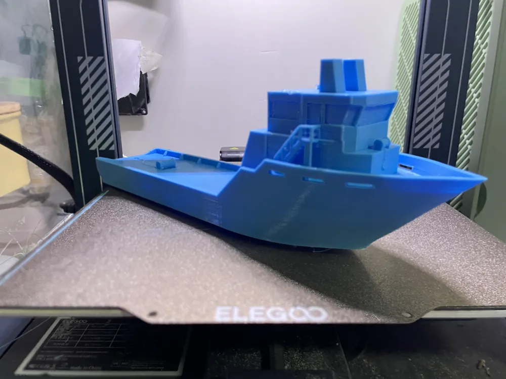 AHTS Vessel (Floatable) by P8modeller MakerWorld: Download Free 3D Models