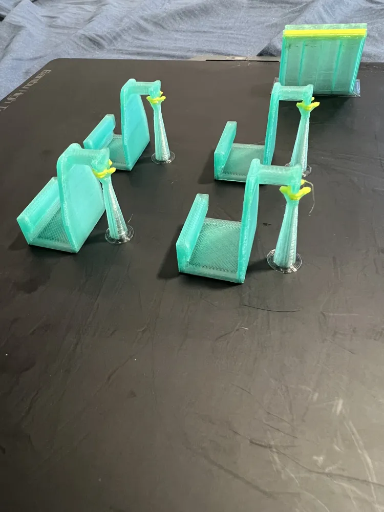 Flip chart paper hanging clip by Goodwill MakerWorld: Download Free 3D ...