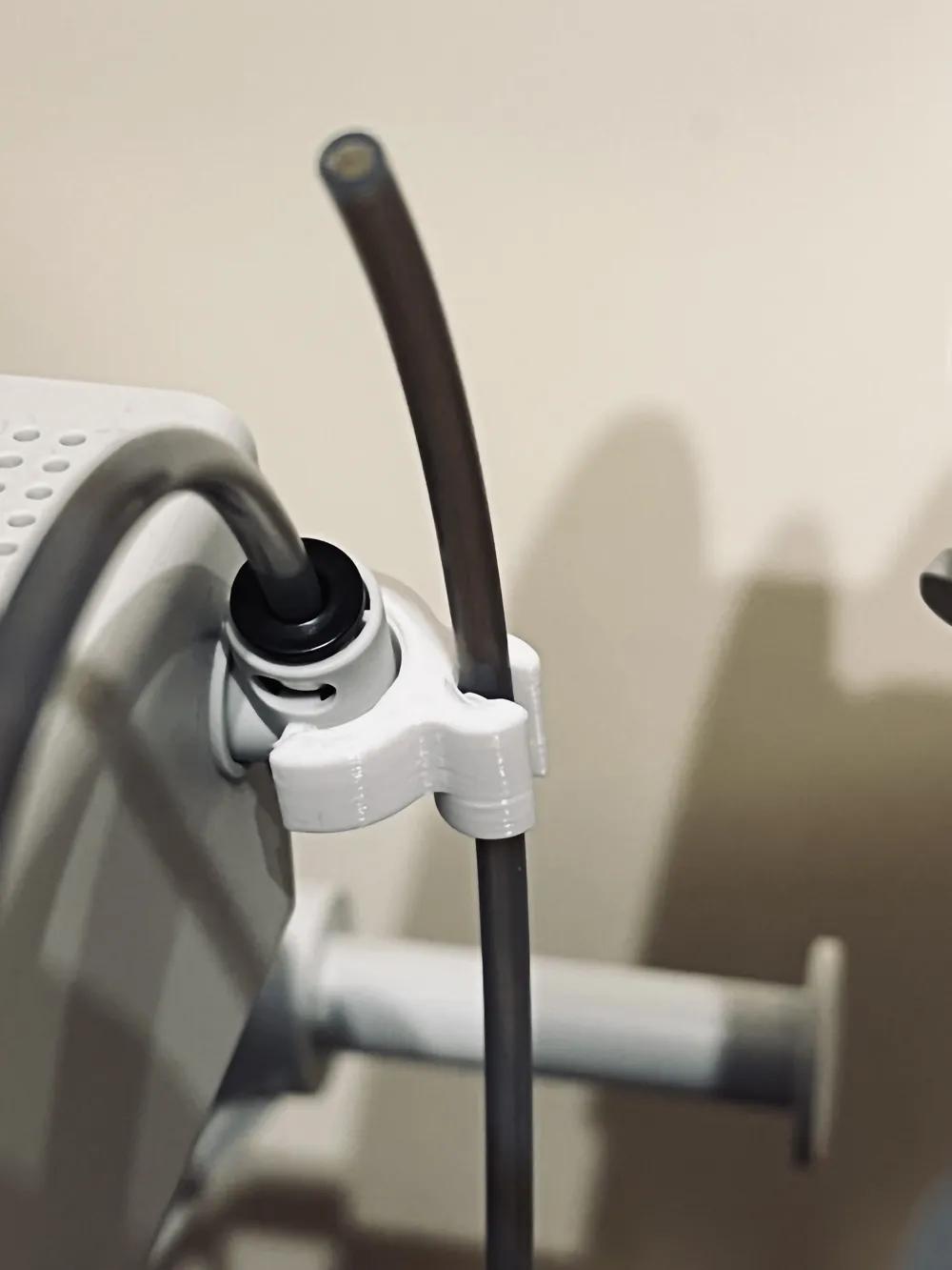 Ergo PTFE Tube Clip by Jorge Rui - MakerWorld