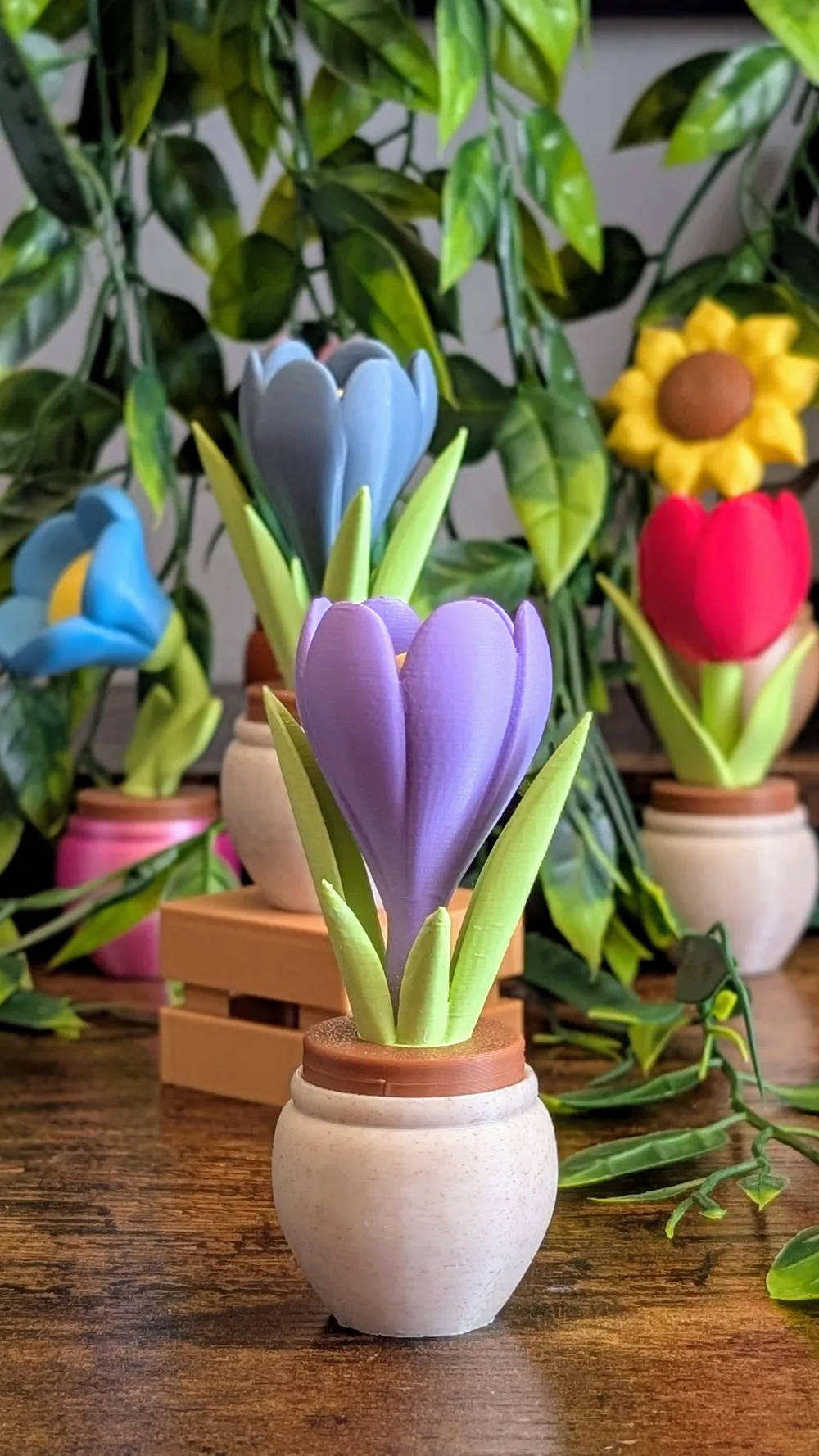 Saffron (Crocus) Clicker - Free 3D Print Model - MakerWorld