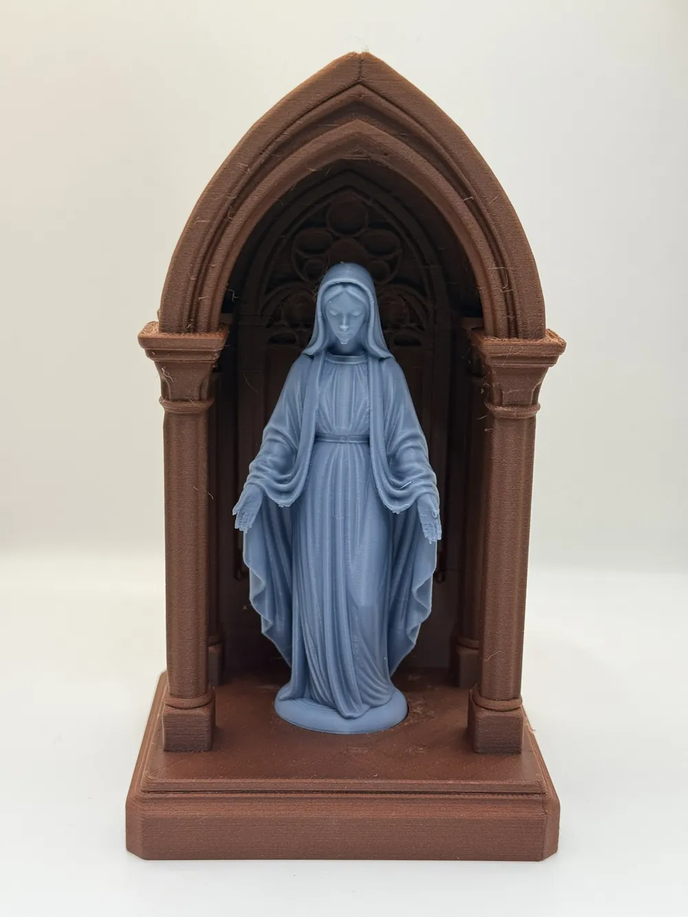 Virgin Mary in Gothic Altar - Free 3D Print Model - MakerWorld