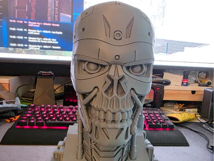 Terminator bust with base by lemeneur MakerWorld: Download Free 3D Models