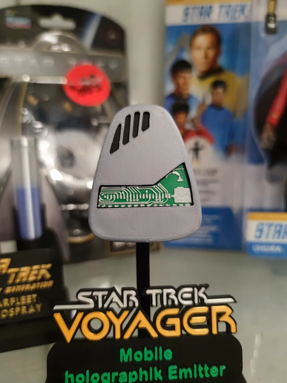 Star Trek Voyager EMH Mobile Emitter (1/1 Hero Prop) - Free 3D Print ...