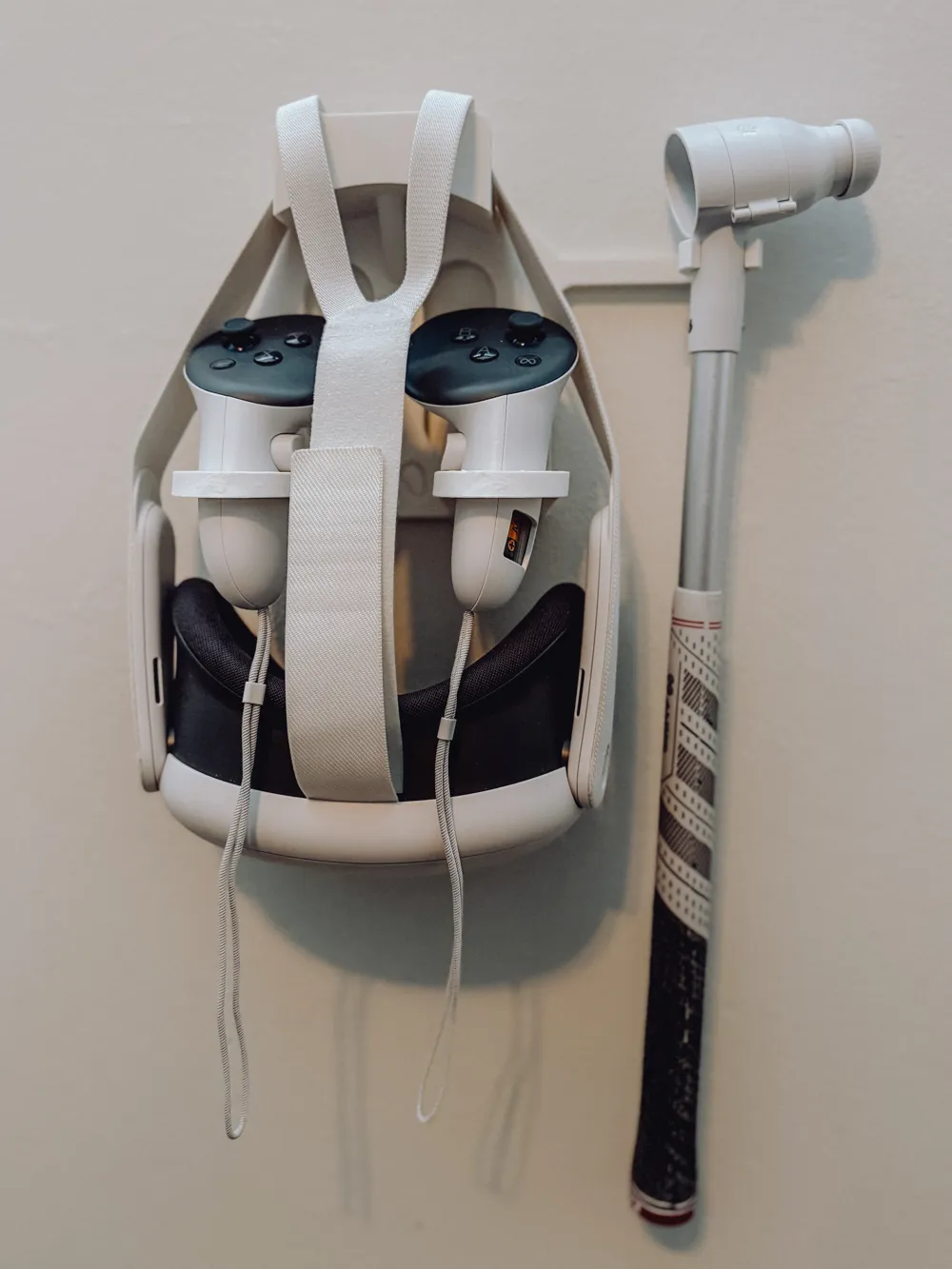Quest 3 Wall Mount w/ Golf+ Attachment, VR Headset - Free 3D Print ...