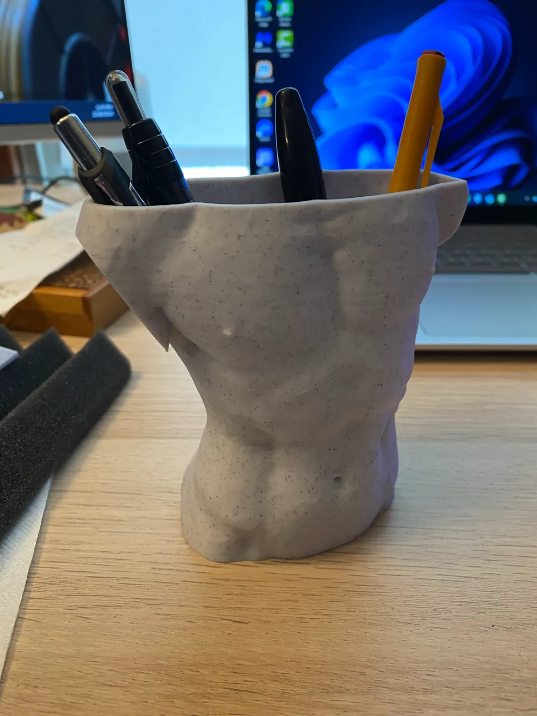 Statue of David Pen Cup or Vase - Free 3D Print Model - MakerWorld