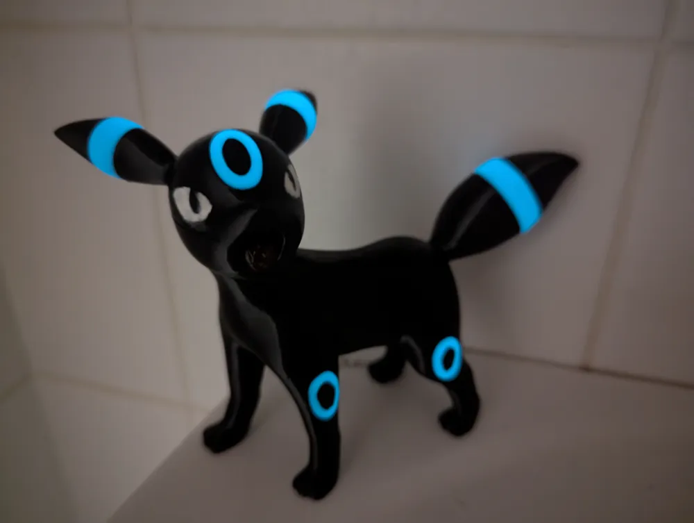 Umbreon Pokemon model glowing split into parts Remixed by Filipino82 ...