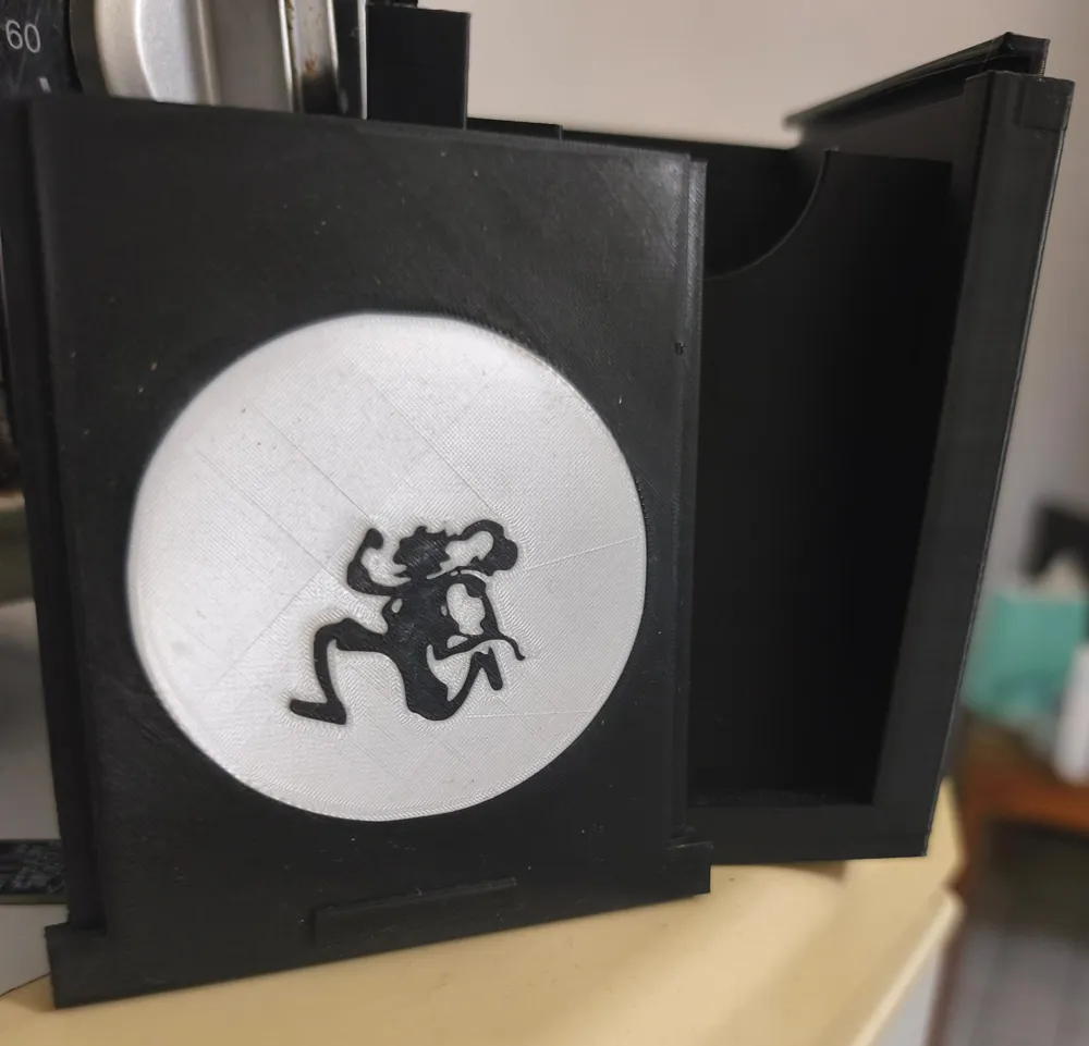 One-piece Deck Holder with Dual-color Cover - Free 3D Print Model ...