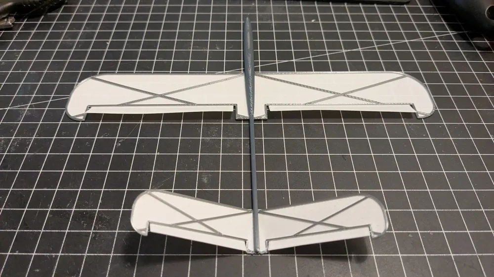 Stable ultralight indoor glider by LischenH MakerWorld: Download Free ...