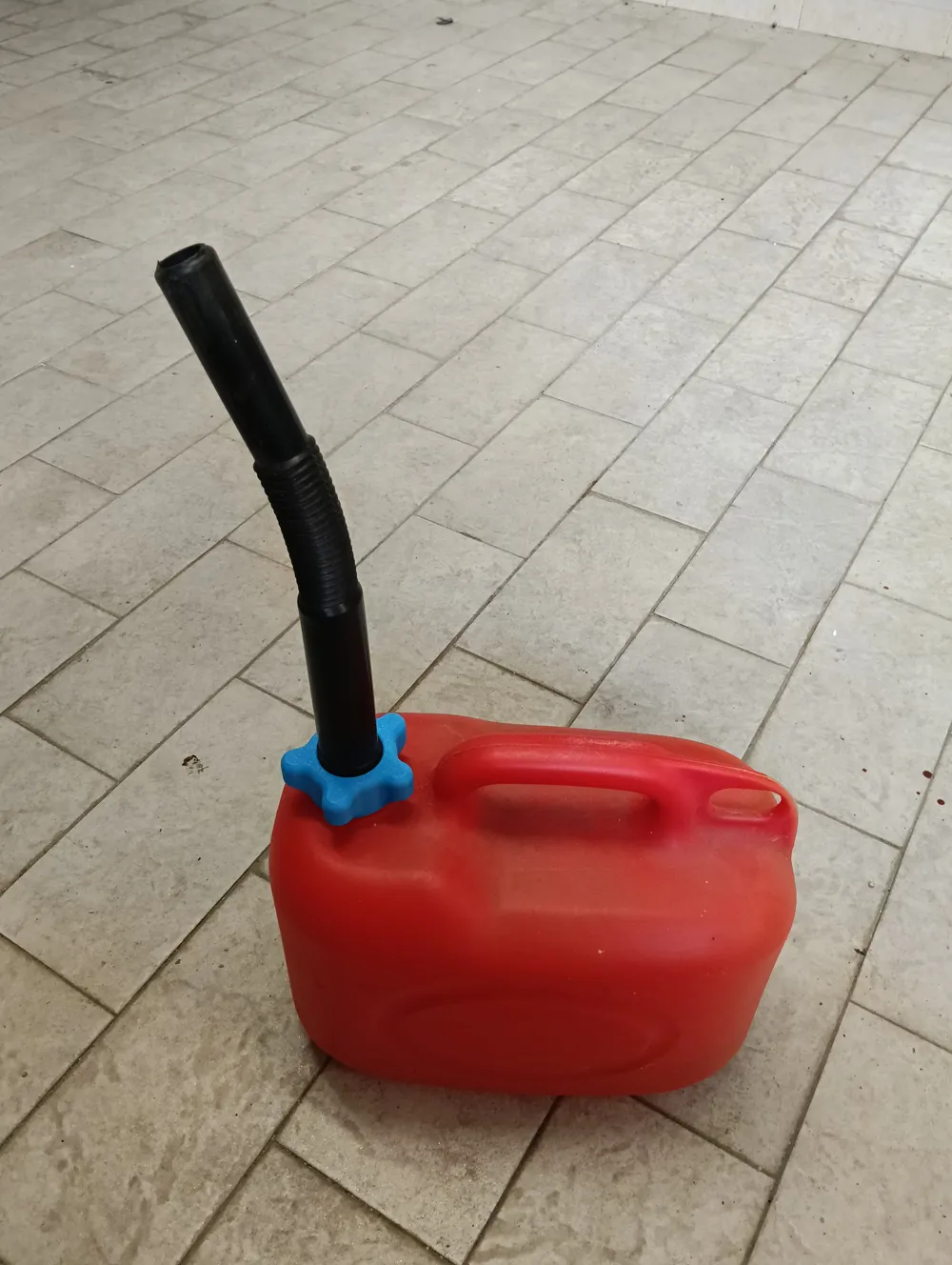 Closed and perforated cap for 5lt gas can - Free 3D Print Model ...