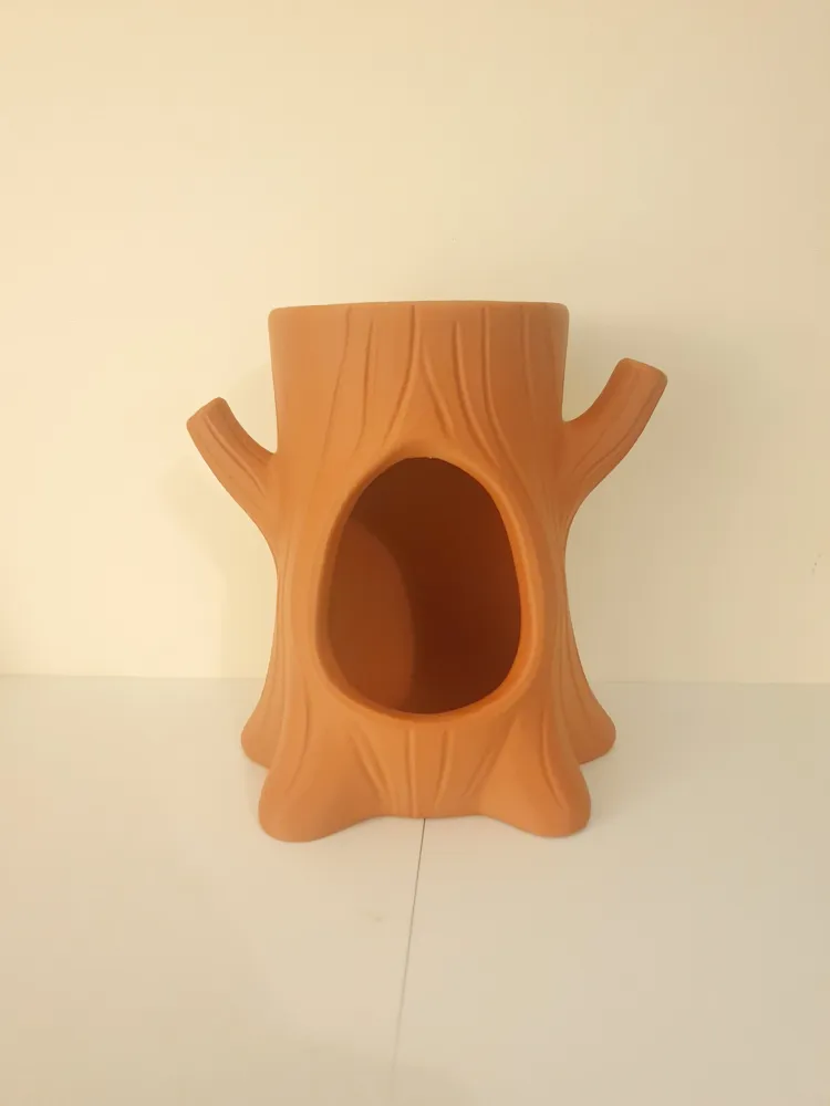 Large Hollow Tree Stump Display - Free 3D Print Model - MakerWorld