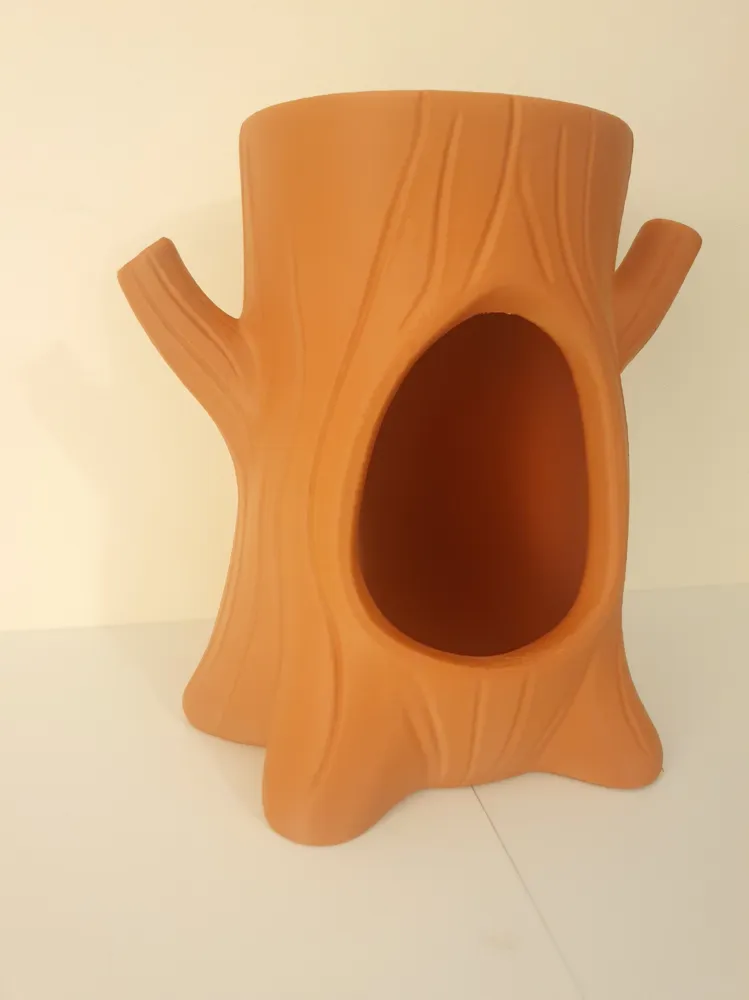 Large Hollow Tree Stump Display - Free 3D Print Model - MakerWorld