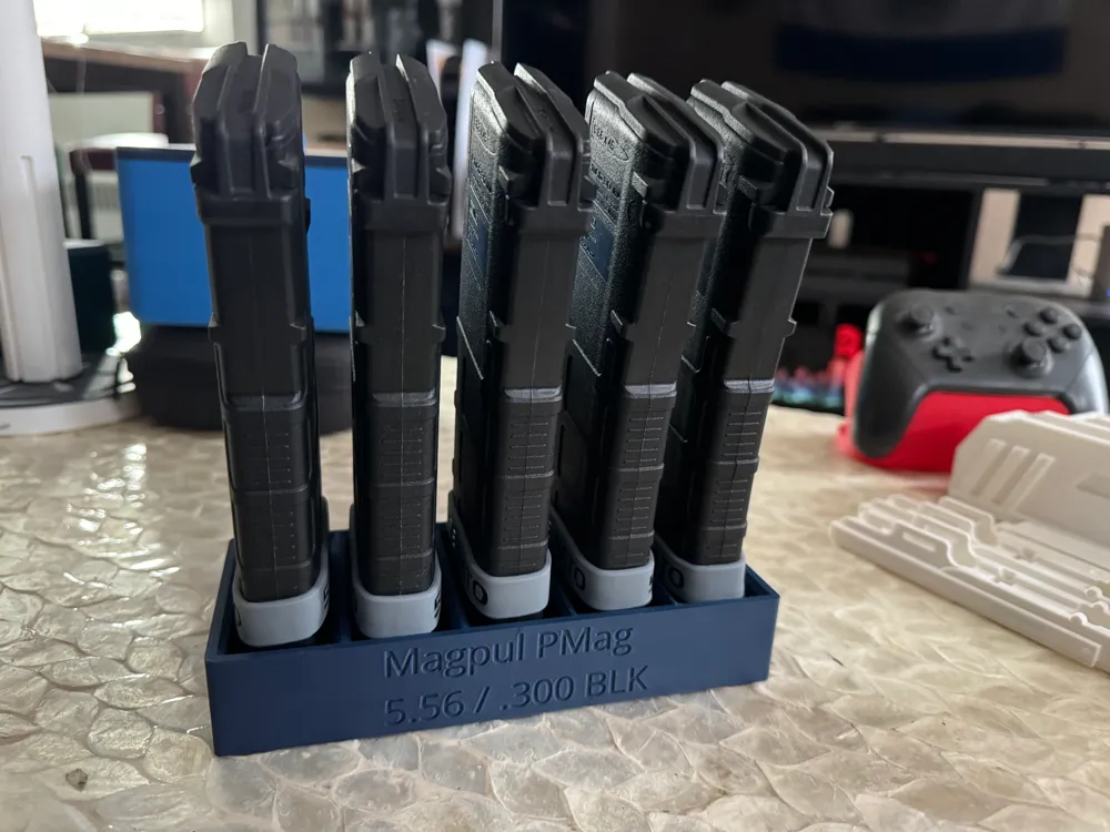 PMAG Holder (5.56/.300BLK) by Irvin1251 - MakerWorld