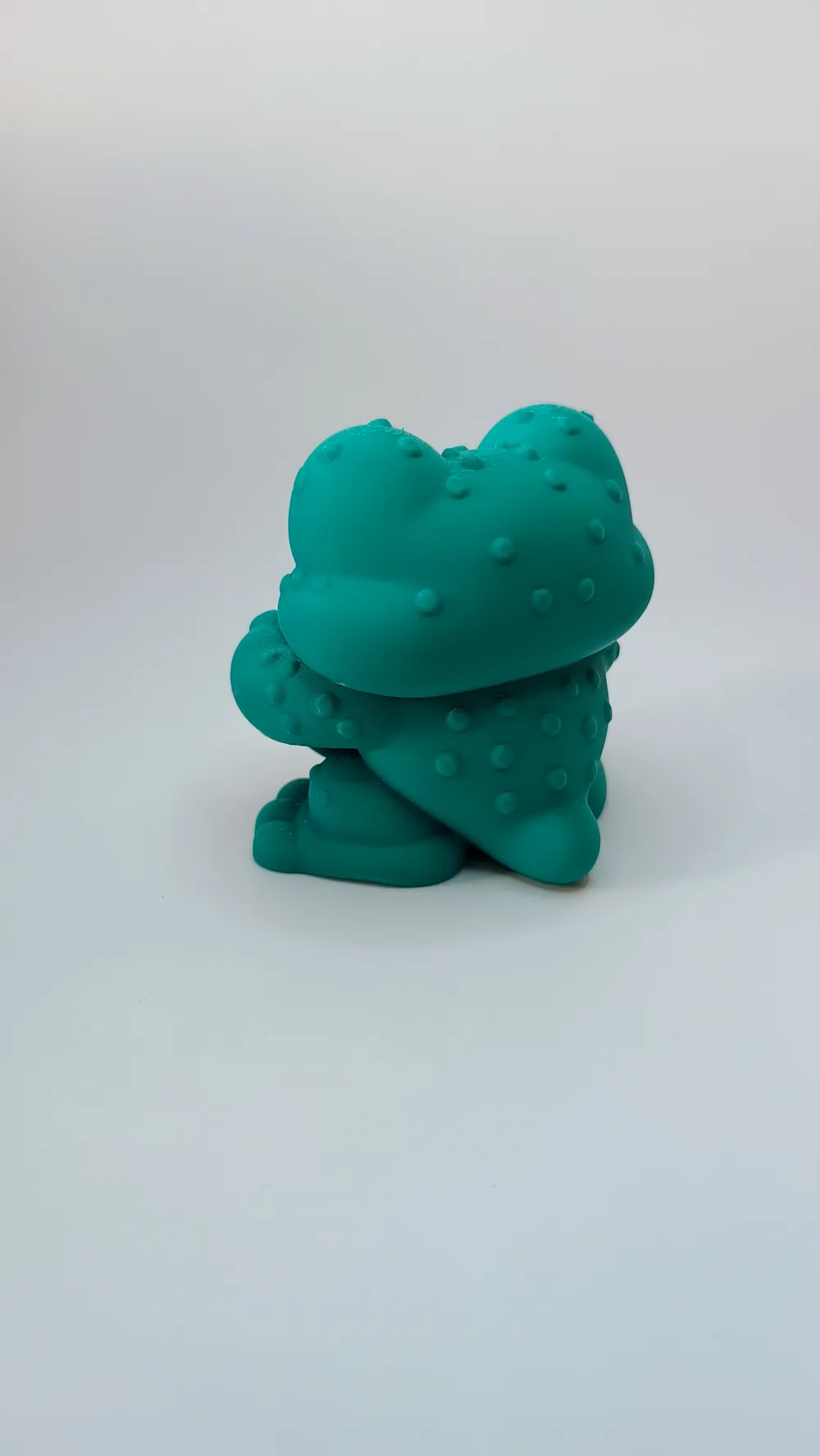 Heart Frog of Happiness Hug - Free 3D Print Model - MakerWorld