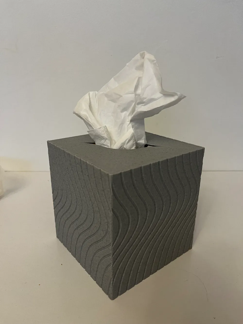 Big tissue box with sliding locking lid by chmod_700 MakerWorld ...