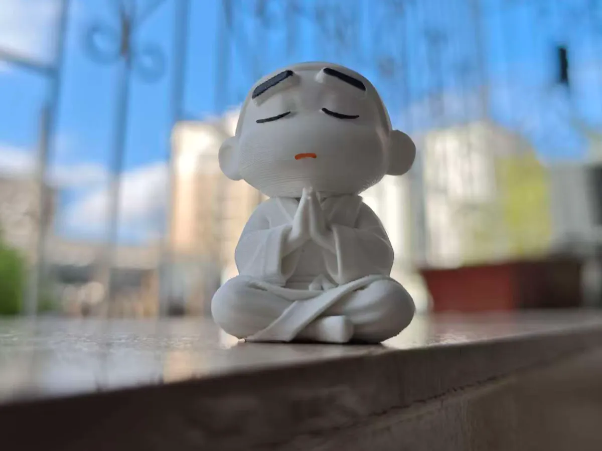 Meditating Crayon Shin-chan - Free 3D Print Model - MakerWorld