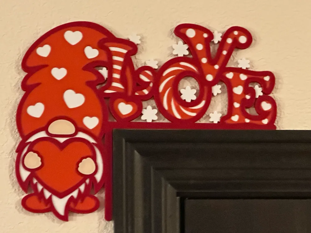 Valentine's Day Gnome Love Door Corner by mikehurst81 - MakerWorld