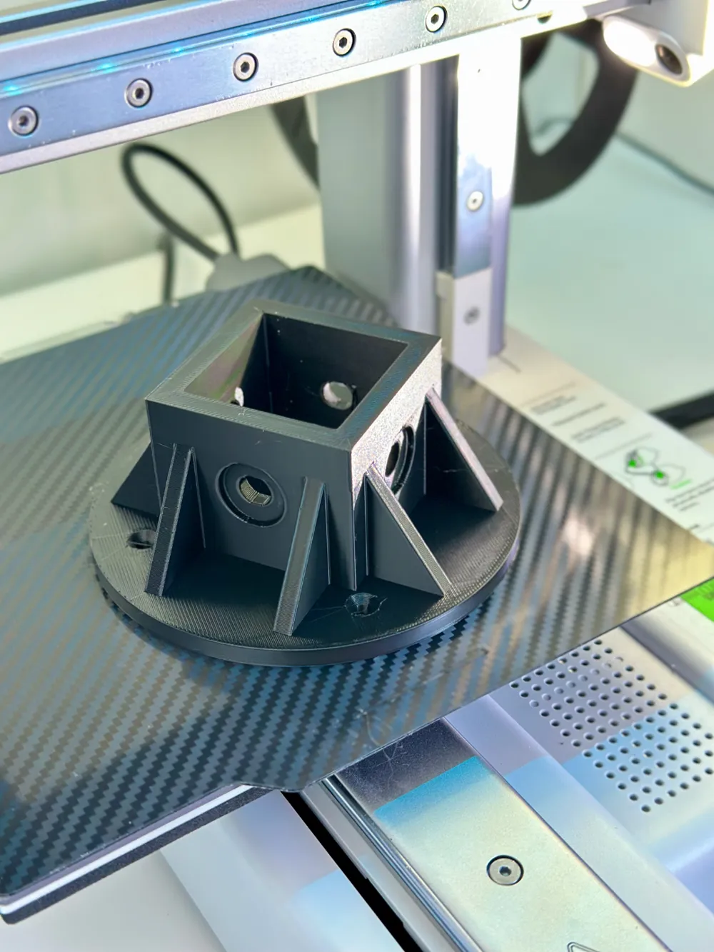 Thrustmaster Warthog 4040 mount 8 Nut by matz3e MakerWorld: Download ...