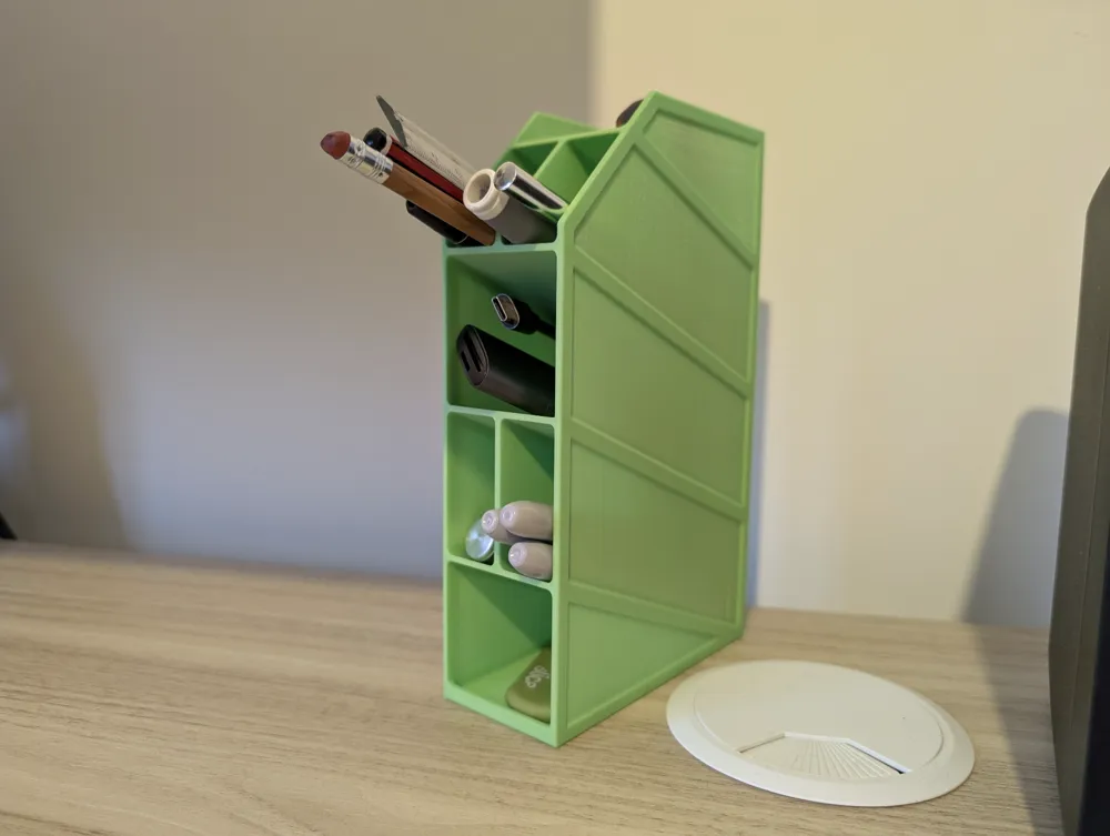 Simple Slim Desk Tidy by PLAUK MakerWorld: Download Free 3D Models