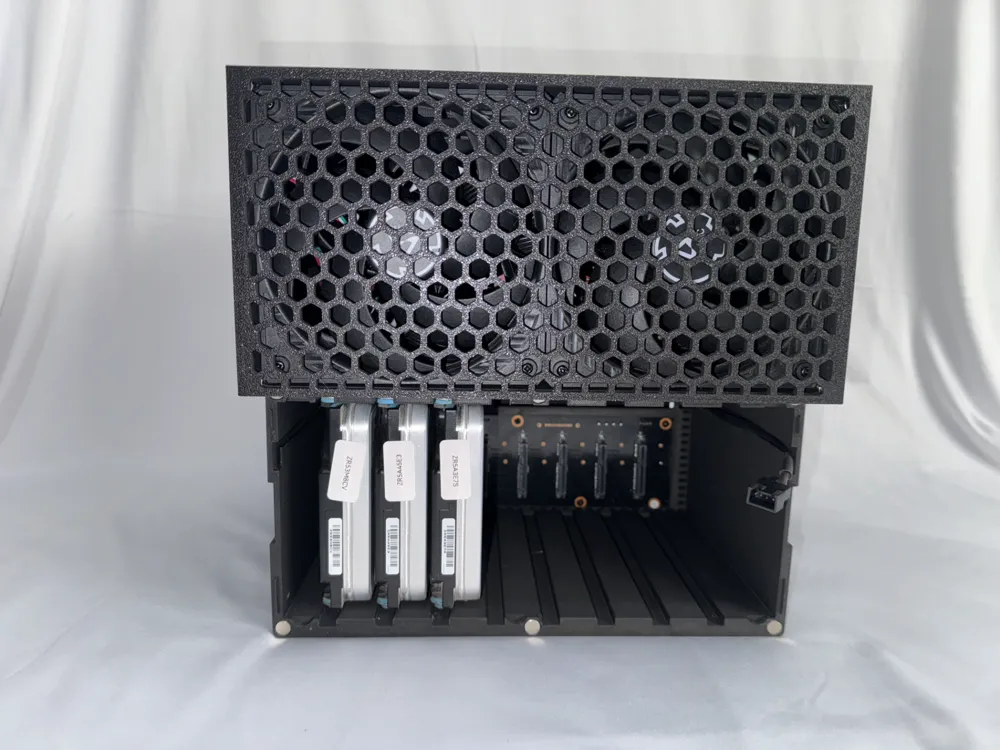 Case for a Network-Attached Storage – SFX Model - Free 3D Print Model ...
