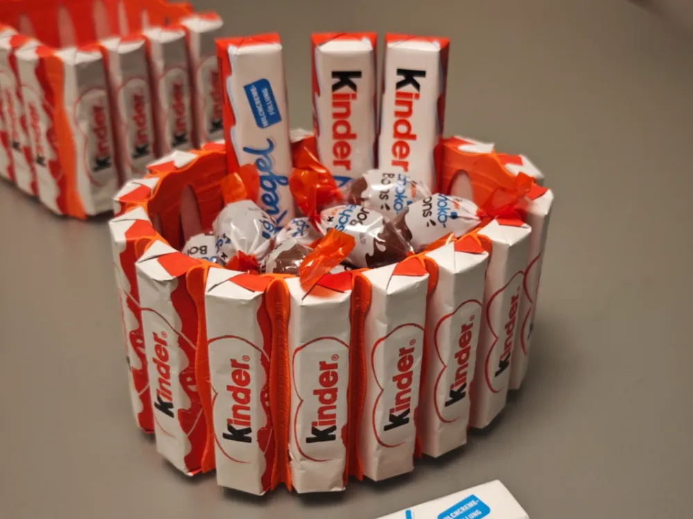 Kinder Riegel Easter Egg - Free 3D Print Model - MakerWorld