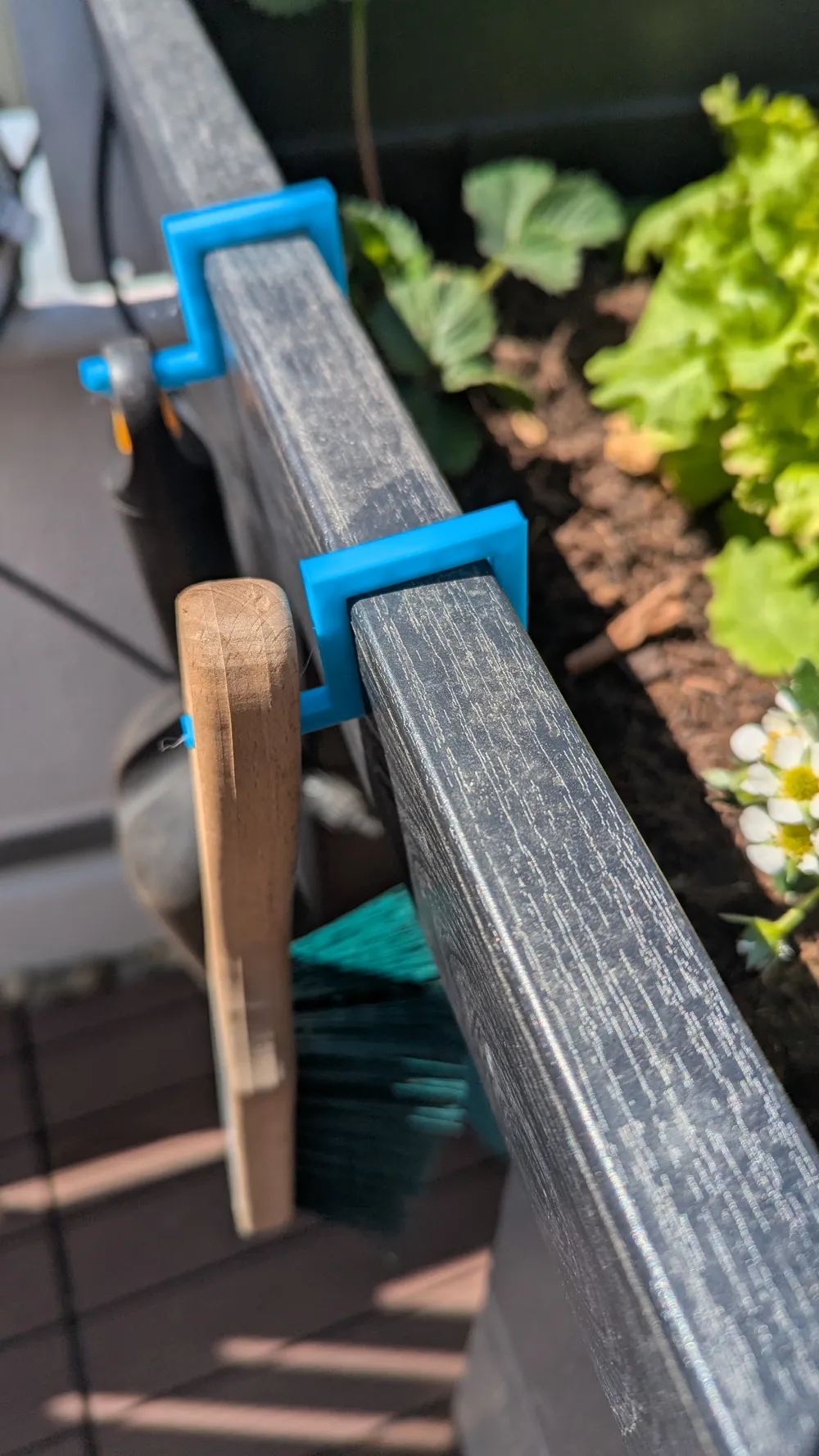 Universal Raised Bed Tool Hook - Free 3D Print Model - MakerWorld
