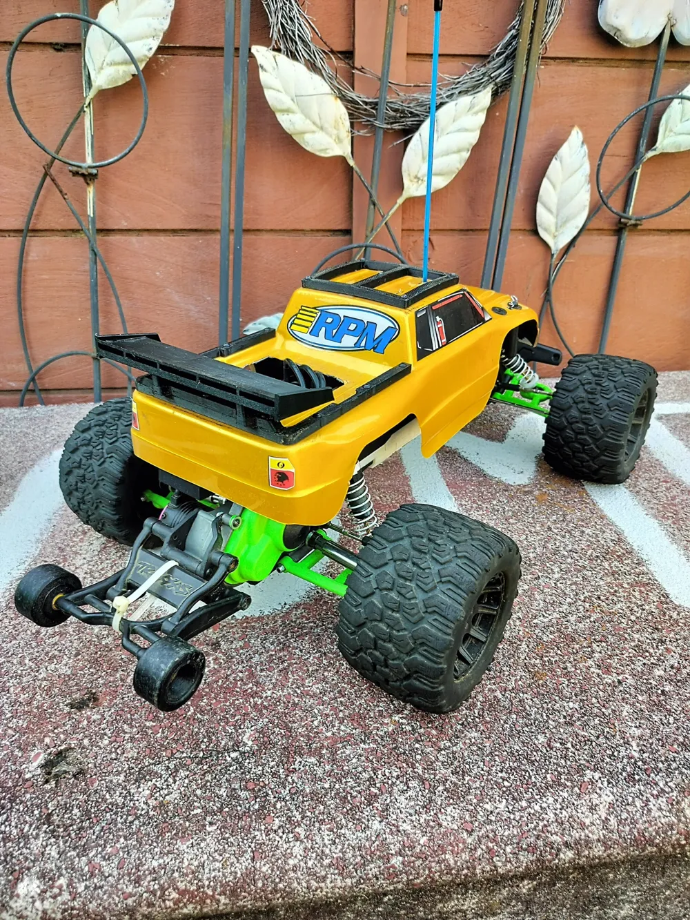 TRAXXAS STAMPEDE 2WD ROOF RACK - Free 3D Print Model - MakerWorld