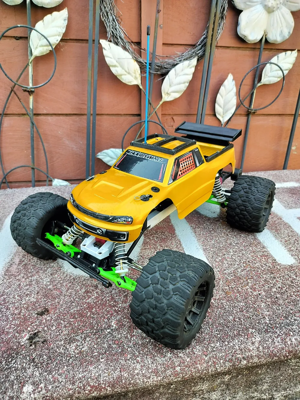 TRAXXAS STAMPEDE 2WD ROOF RACK - Free 3D Print Model - MakerWorld