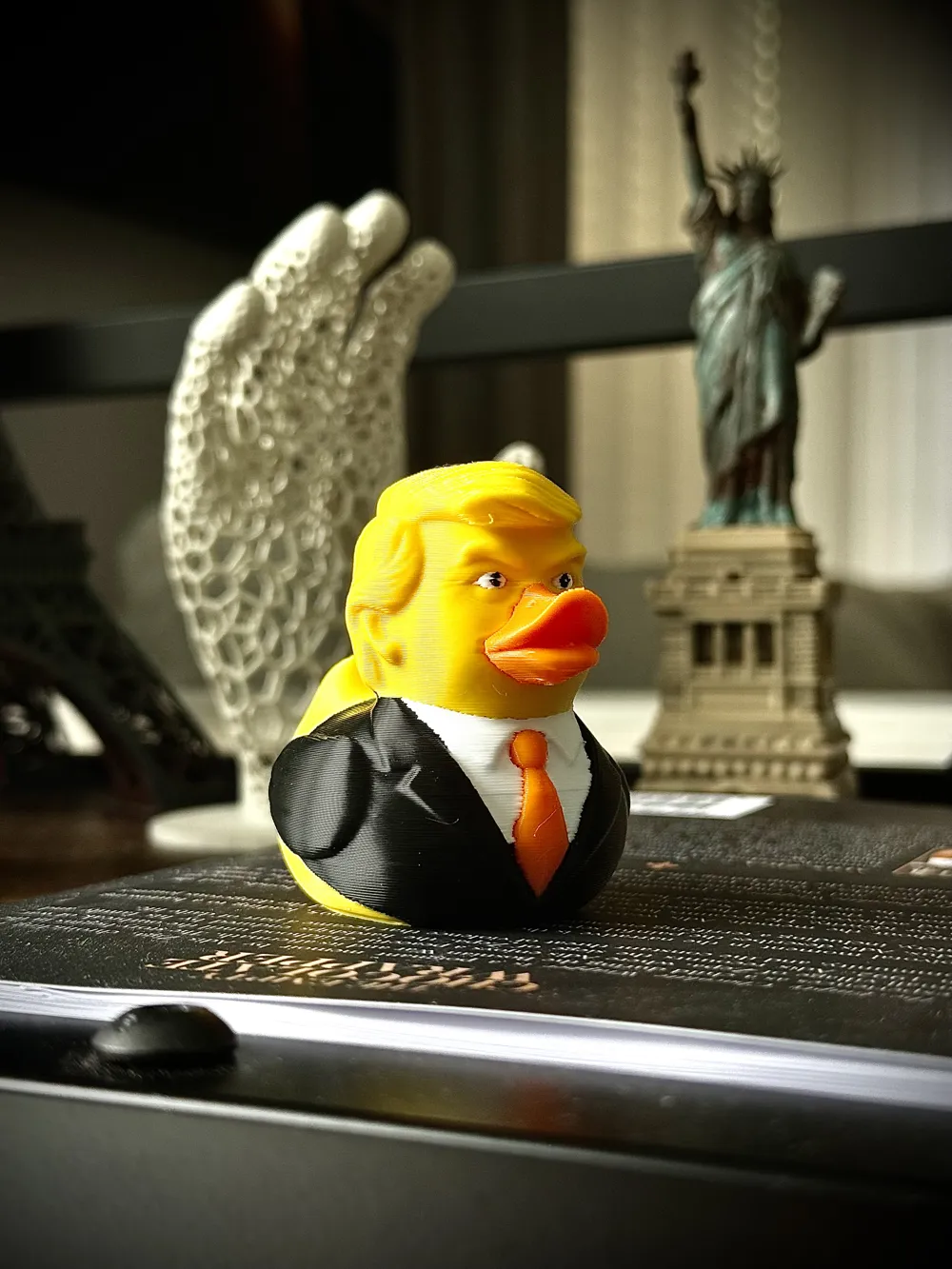Donald Duck - Presidential Ducky! by ShapeShift 3D Creations MakerWorld ...