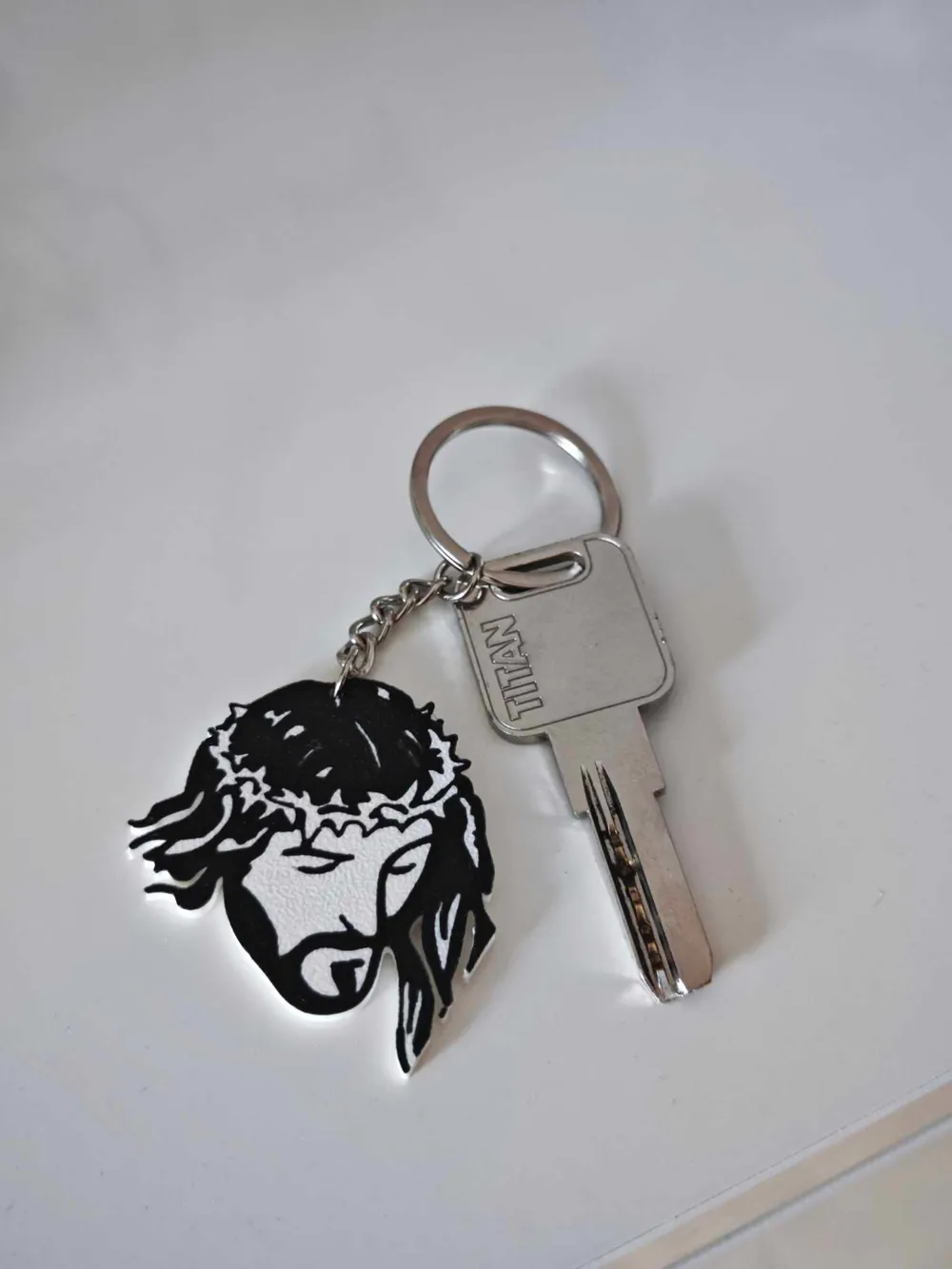 Jesus Keychain by everydaynormalguy99 - MakerWorld
