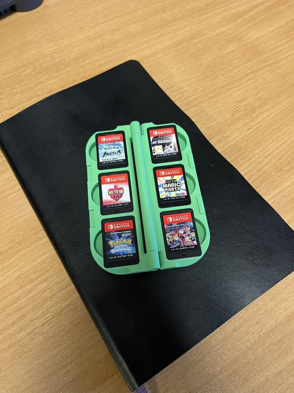 V4 Fully Print In Place Switch 2 Game Holder - Free 3D Print Model ...