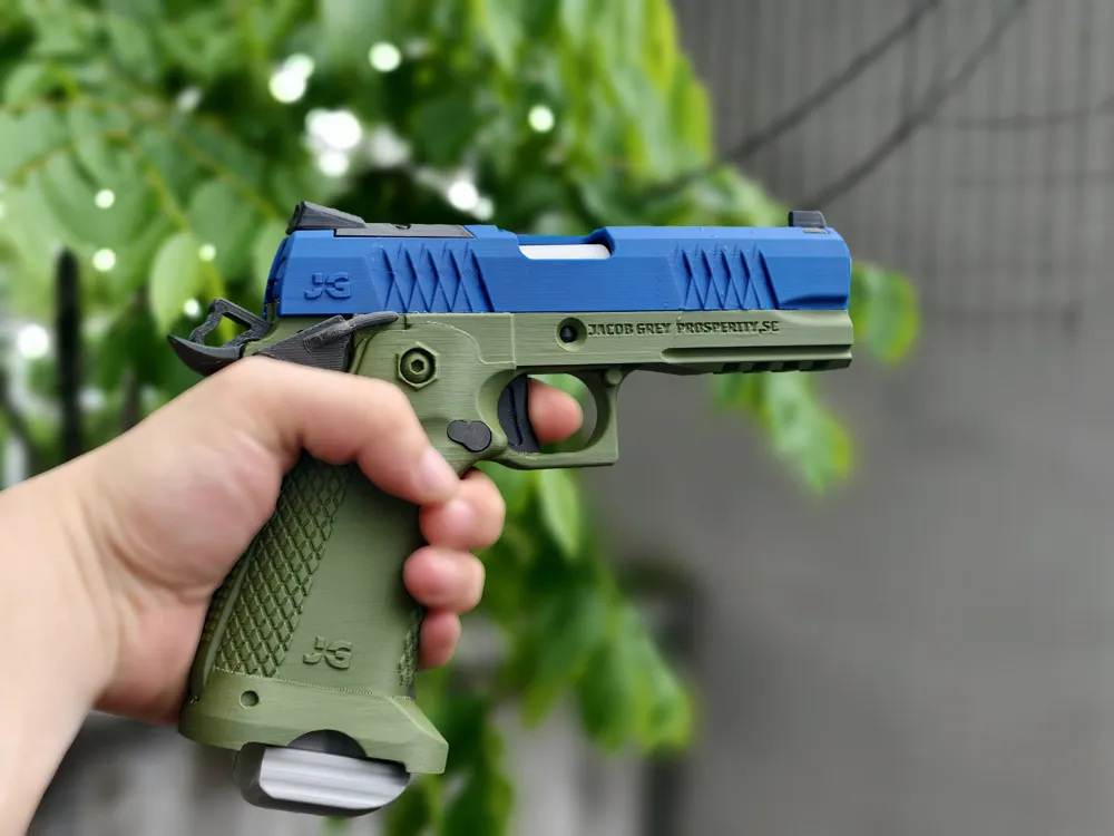 Jacob Grey TWC 9 / 2011 pistol toy (no launch) - Free 3D Print Model - MakerWorld