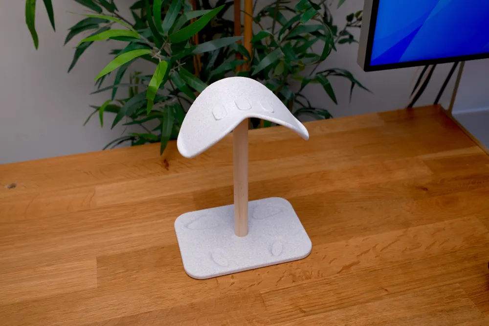 Meta Quest 3 Vertical Stand Dock - Free 3D Print Model - MakerWorld