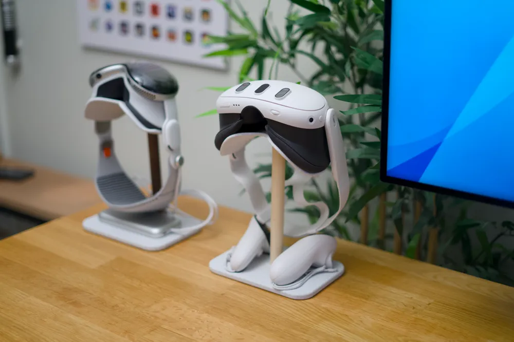 Meta Quest 3 Vertical Stand Dock by christianselig MakerWorld: Download ...
