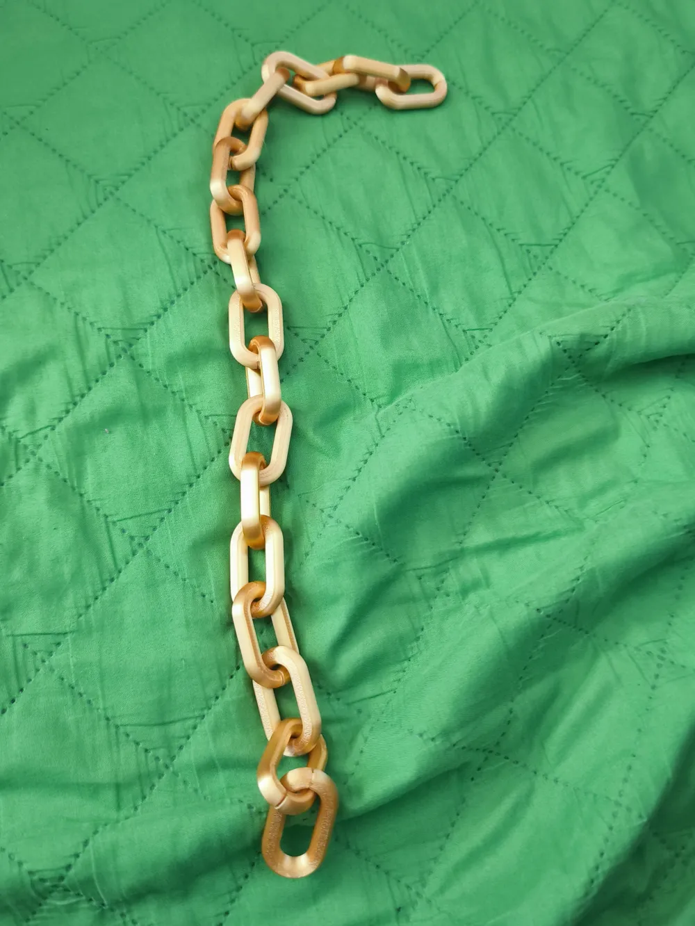 Chain links – connect freely, print endlessly by Łukasz Orłowski ...