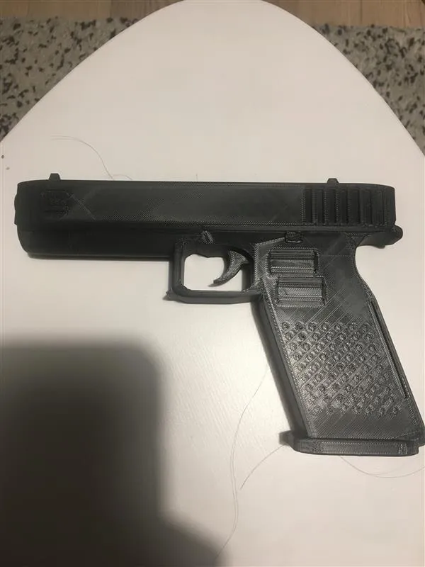Glock 17 model 1:1 - Free 3D Print Model - MakerWorld