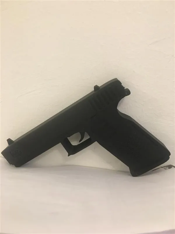 Glock 17 model 1:1 - Free 3D Print Model - MakerWorld