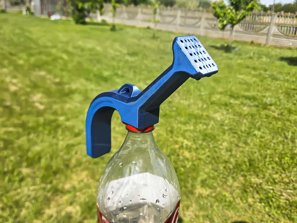 Bottle watering cap A1 mini - (print in place) - Free 3D Print Model ...