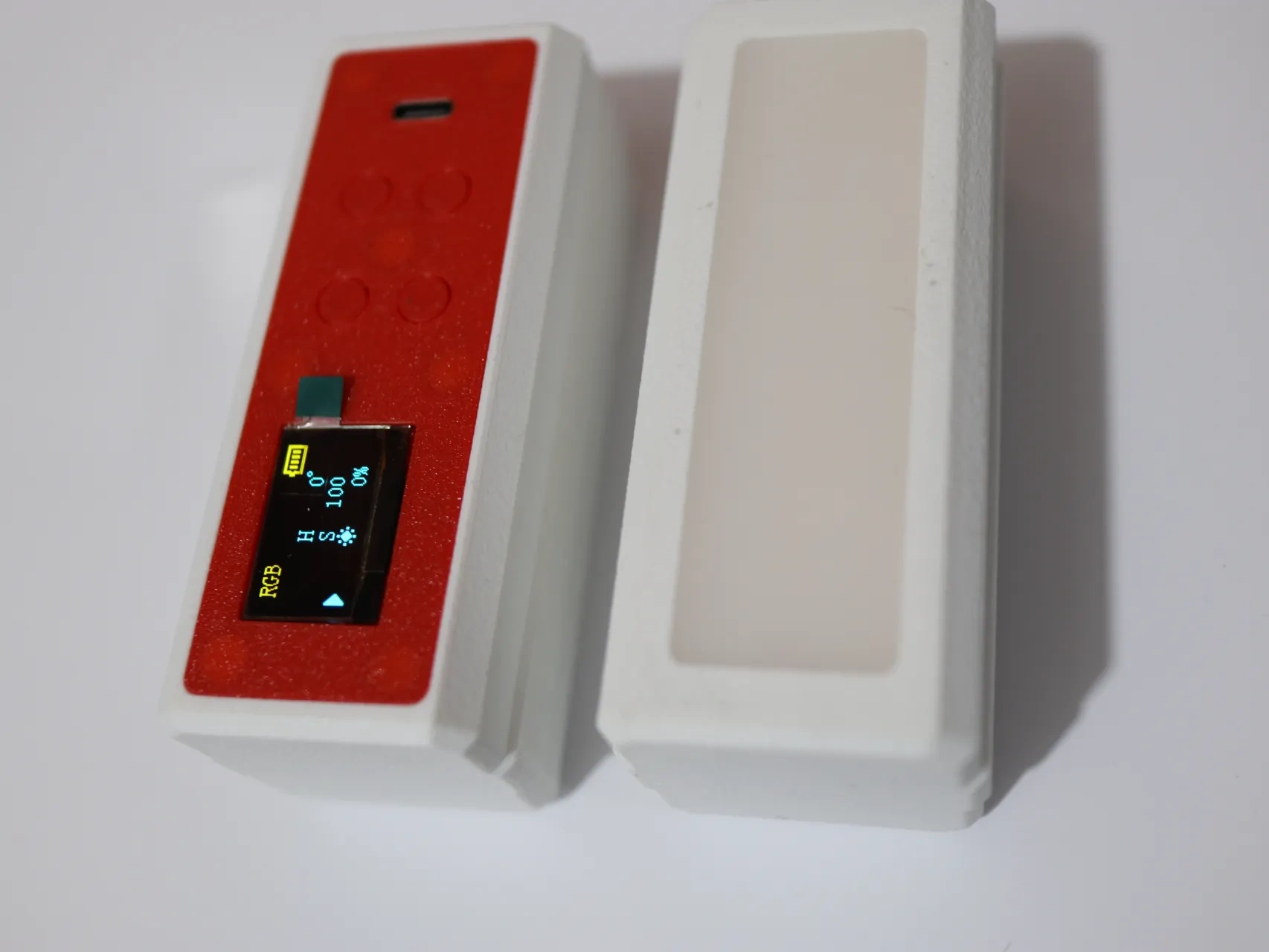 RGB magnetically attachable LED fill light crafted using a Ulanzi ...