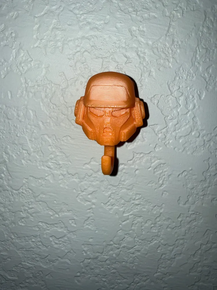 Helm-Wandhaken im Helldivers-Stil von ACombs MakerWorld: Kostenlose 3D ...