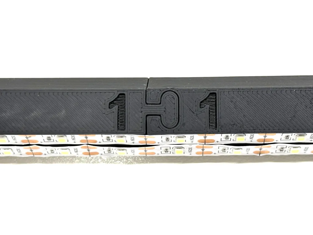 Led light with optional front panels by snowneeerd MakerWorld: Download ...